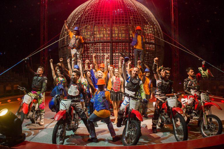 End The Year with a Bang at Uncle Ringo Carnival and Circus Happening ...