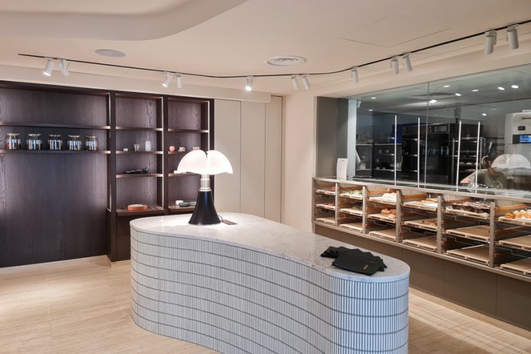 DOUGH: Bakery Cafe in CHIJMES Oozing With Korean Bakery Vibes