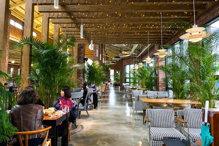 Forest Outings: Enormous Cafe in Ilsan, South Korea That’s Almost Like ...