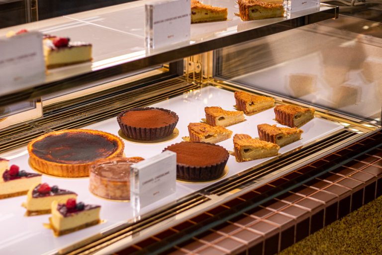 Queic by Olivia: Cafe Specializing in Cheesecakes, Basque Burnt ...