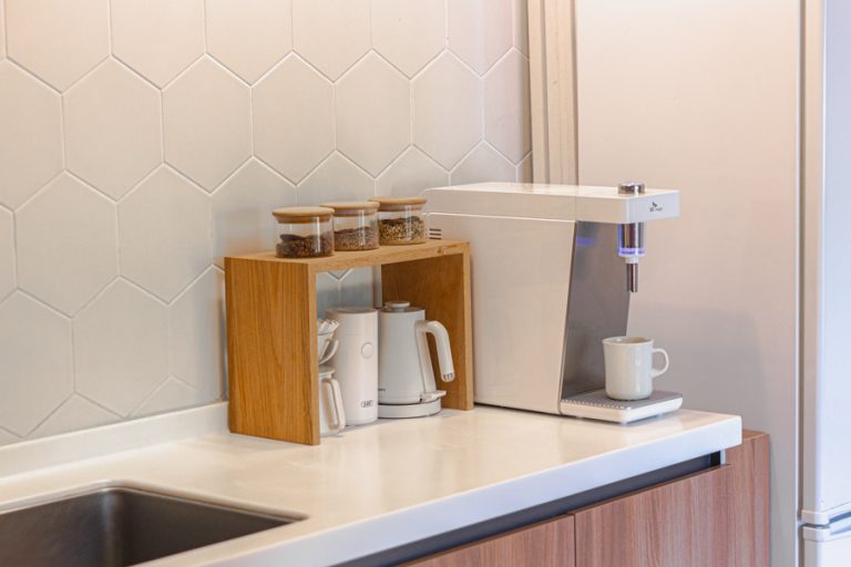 Digeut House (디귿집): Modern Hanok Stay With Amenities Like Projector ...