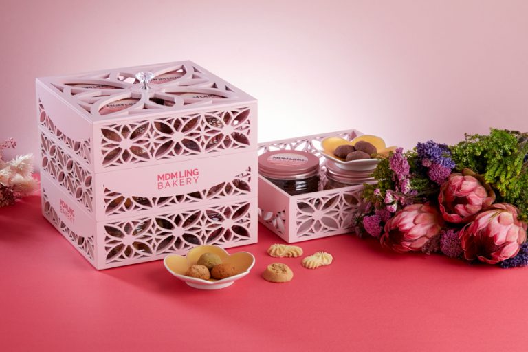 Mdm Ling Bakery Releases New Kueh Lapis Set And 12-in-1 Tiered Cookie ...