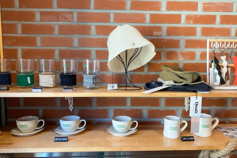 Quafe (꽈페): Modern Korean Kkwabaegi Donuts With Flavours Like Oreo Mint ...