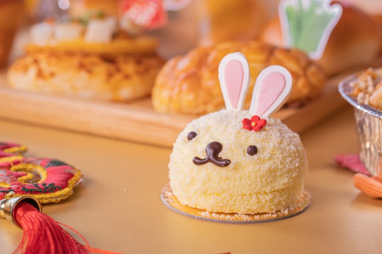 Try Mala Hotpot Bread, Rabbit-Shaped Cakes And More With BreadTalk's ...