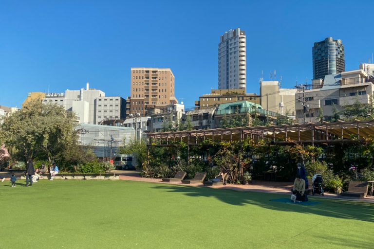 Little Darling Coffee Roasters: Chill Cafe in Tokyo Oozing With ...