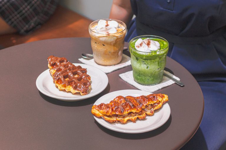 Hellu Coffee: Cafe In Telok Ayer Serving Croffles And Cream Drinks That ...