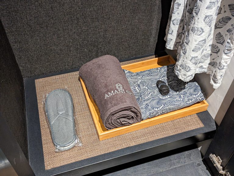 Trying A Japanese Spa For The First Time: Hot Stone Room & Oxygen ...