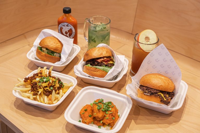 Honbo: Popular Hong Kong Burger Chain Now In Singapore With American ...