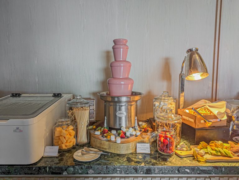 Verandah Rooftop Rotisserie: Buffet Dinner At $88++ With Australian ...