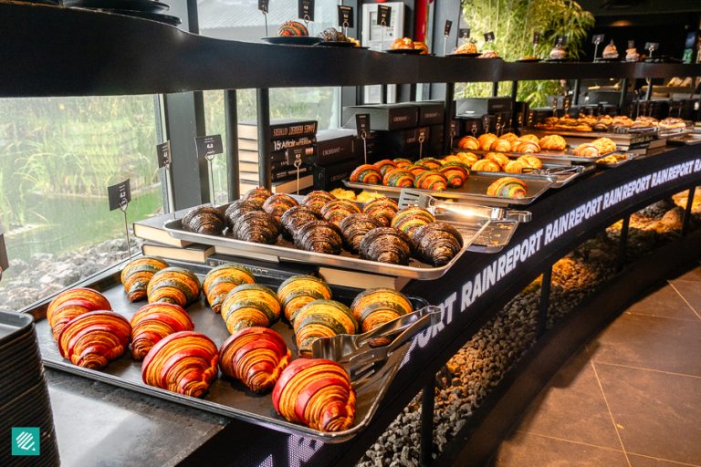 Rain Report Croissant (레인리포트 크루아상): Rain-Themed Bakery Cafe in Seongsu ...