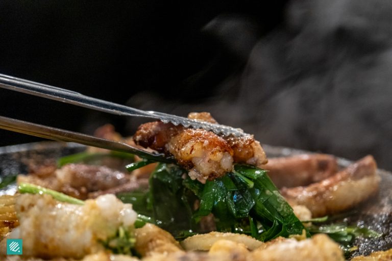 Wonjo Garlic Gopchang (원조마늘곱창): Garlic Stuffed Beef Gopchang Barbecue ...