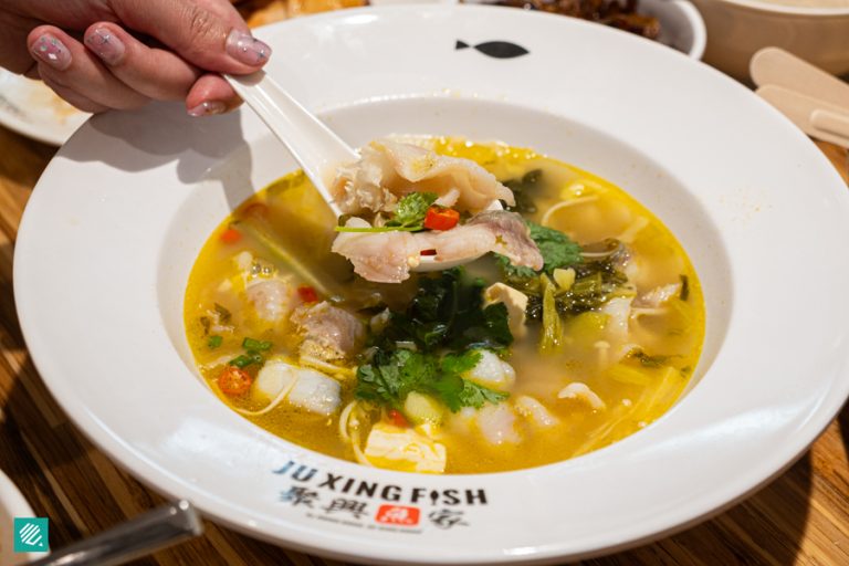 The Food Place Raffles City: 20 Food Stalls & Michelin Picks Like Kam’s ...