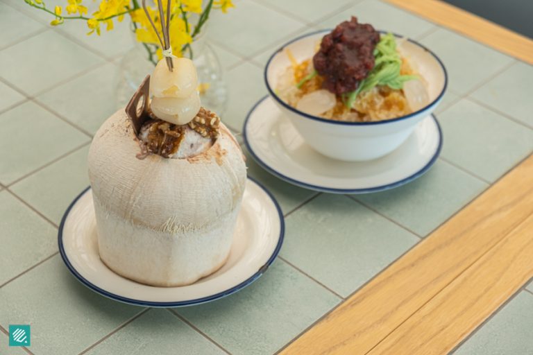 Chatterbox Cafe: Premium $23 Chicken Rice, Chilli Crab & More At This ...