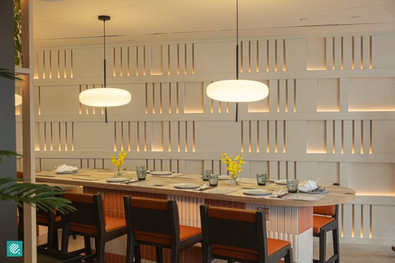 Chatterbox Cafe: Premium $23 Chicken Rice, Chilli Crab & More At This ...